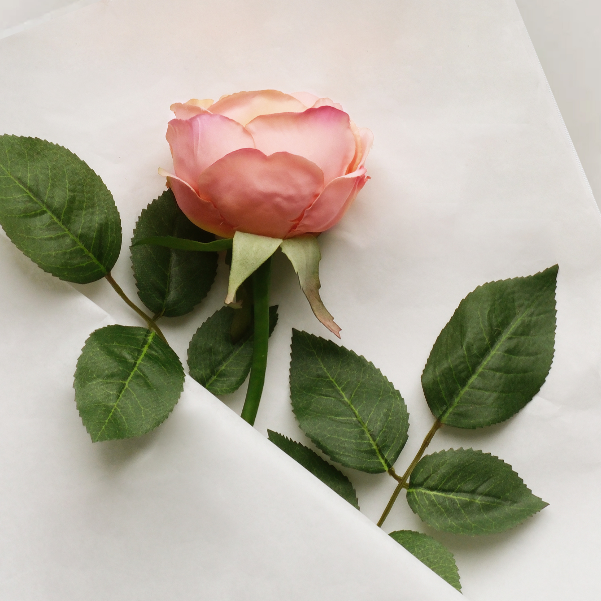 Tiges de Fleurs Artificielles Réalistes et de Haute Qualité – Sia Deco